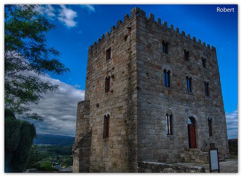 Torre de Castro de Ouro, o de Pardo de Cela